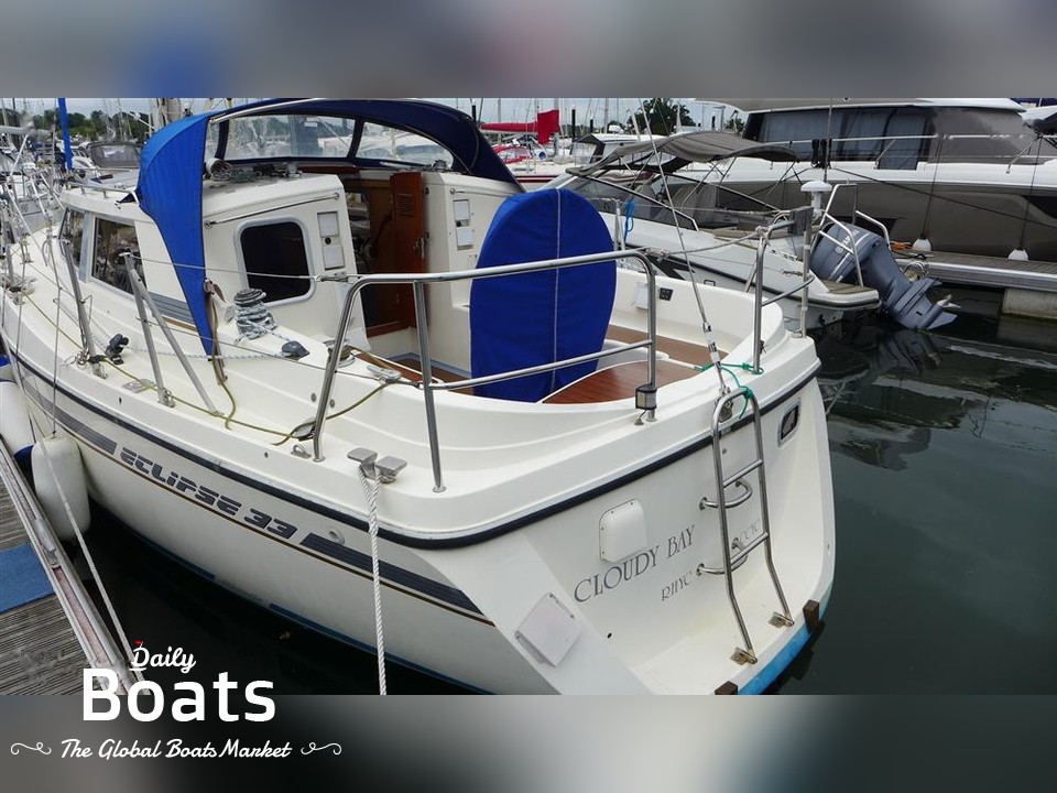 1990 Moody Eclipse 33 for sale. View price, photos and Buy 1990 Moody ...