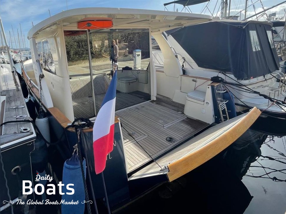 2022 Greenline 33 for sale. View price, photos and Buy 2022 Greenline ...