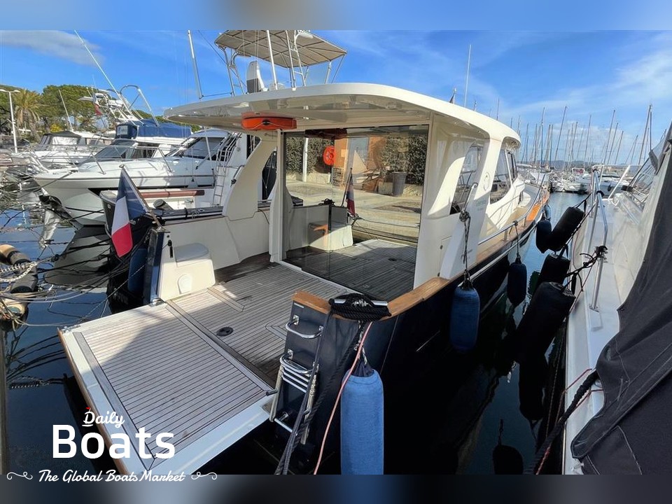 2022 Greenline 33 for sale. View price, photos and Buy 2022 Greenline ...