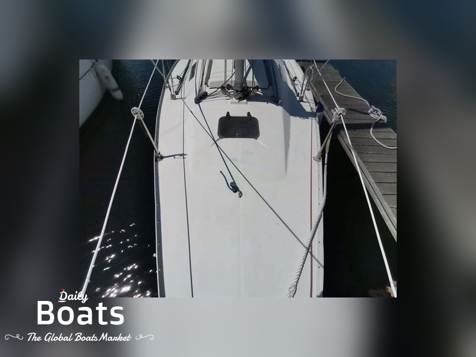 1982 Bénéteau Boats First Class 8 for sale. View price, photos and Buy ...