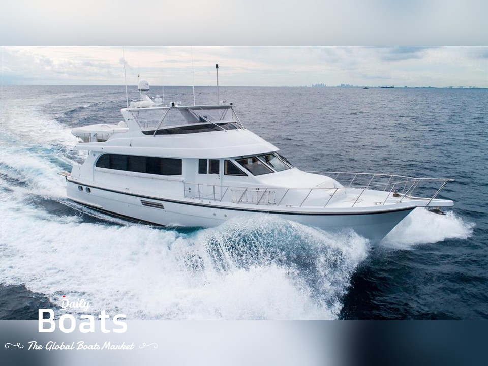 Barcos de crucero Hatteras Yachts sport deck motor en venta - Daily Boats