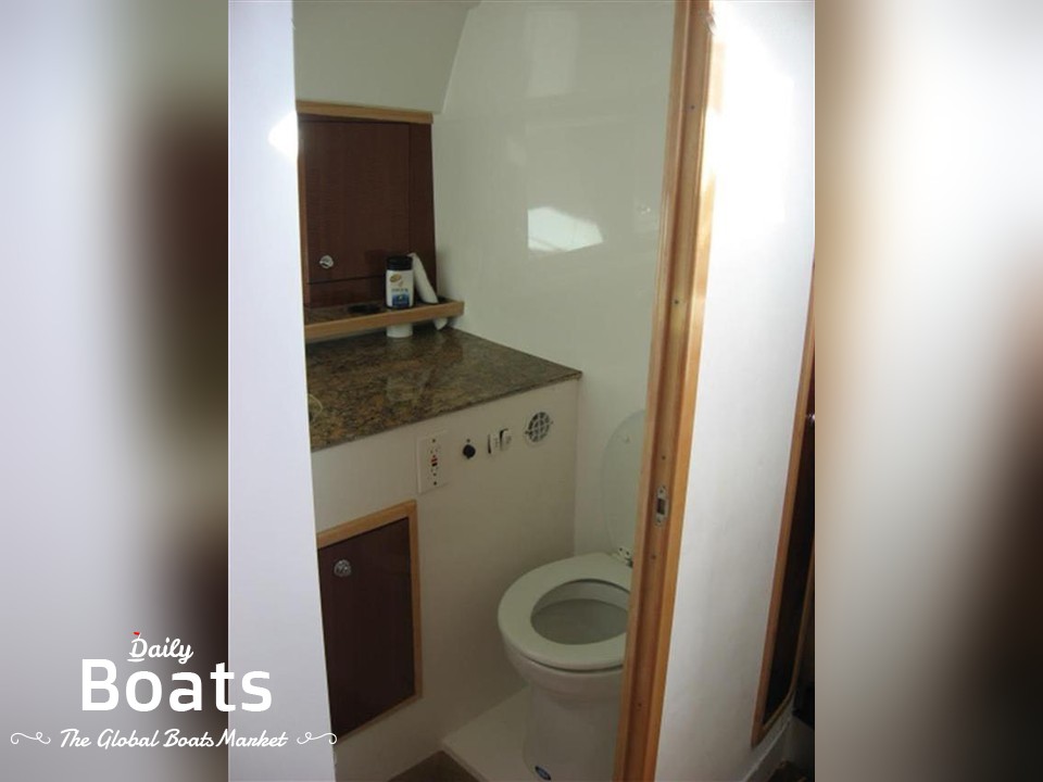 2008 Contender 38 Express for sale. View price, photos and Buy 2008 ...