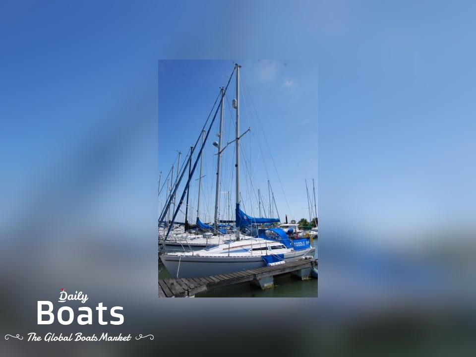 1986 Moody 28 for sale. View price, photos and Buy 1986 Moody 28 #227273