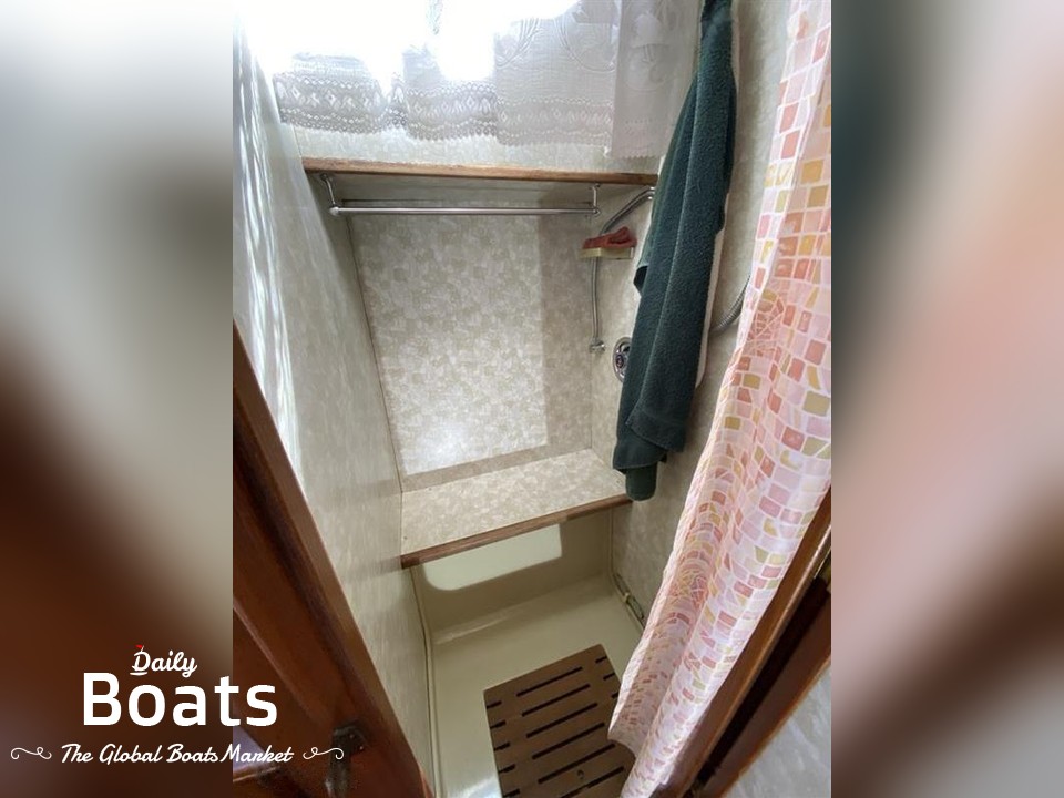 1982 Broom Monarch 40 for sale. View price, photos and Buy 1982 Broom ...