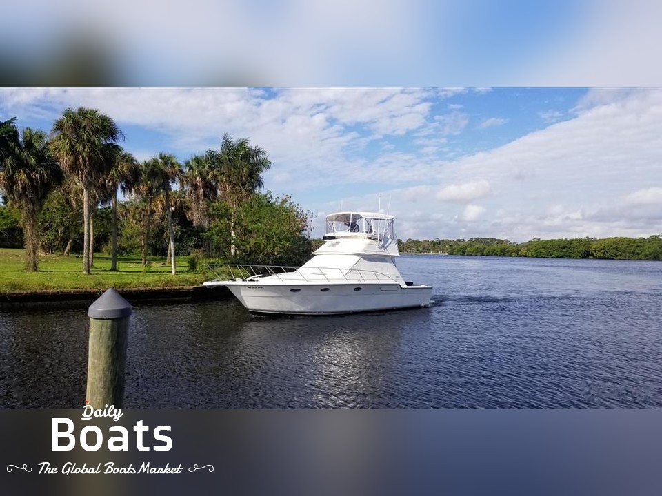 Motor boats Tiara Yachts convertible for sale - Daily Boats