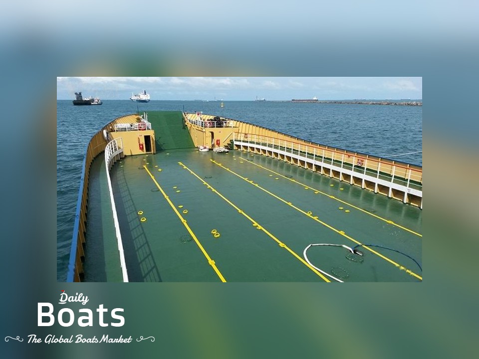 Commercial Boats 800 Dwt Roro Cargo Lct for sale. View price, photos ...