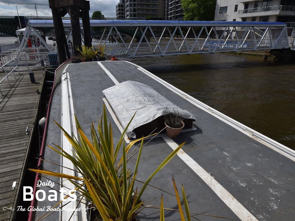 1930 Houseboat Dutch Barge 20M With London Mooring for sale. View price ...