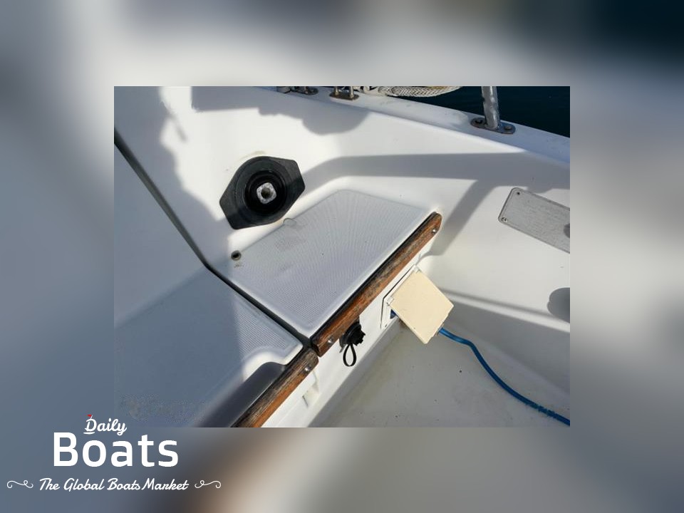 1986 Bénéteau Boats First 26 for sale. View price, photos and Buy 1986 ...