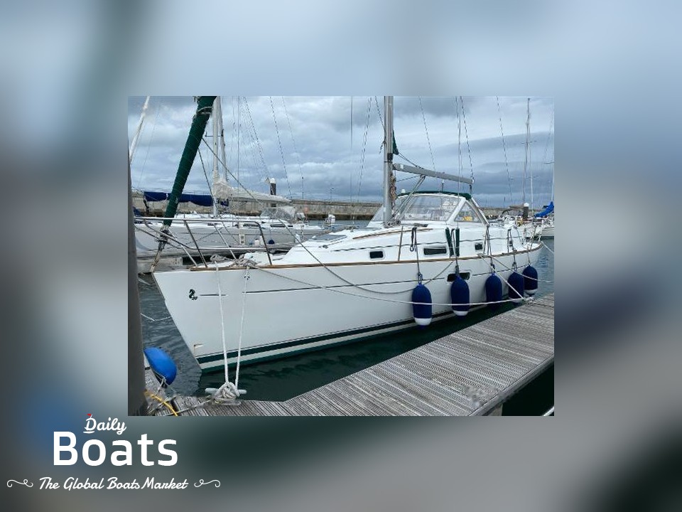 2001 Bénéteau Boats Oceanis 36 Cc for sale. View price, photos and Buy ...
