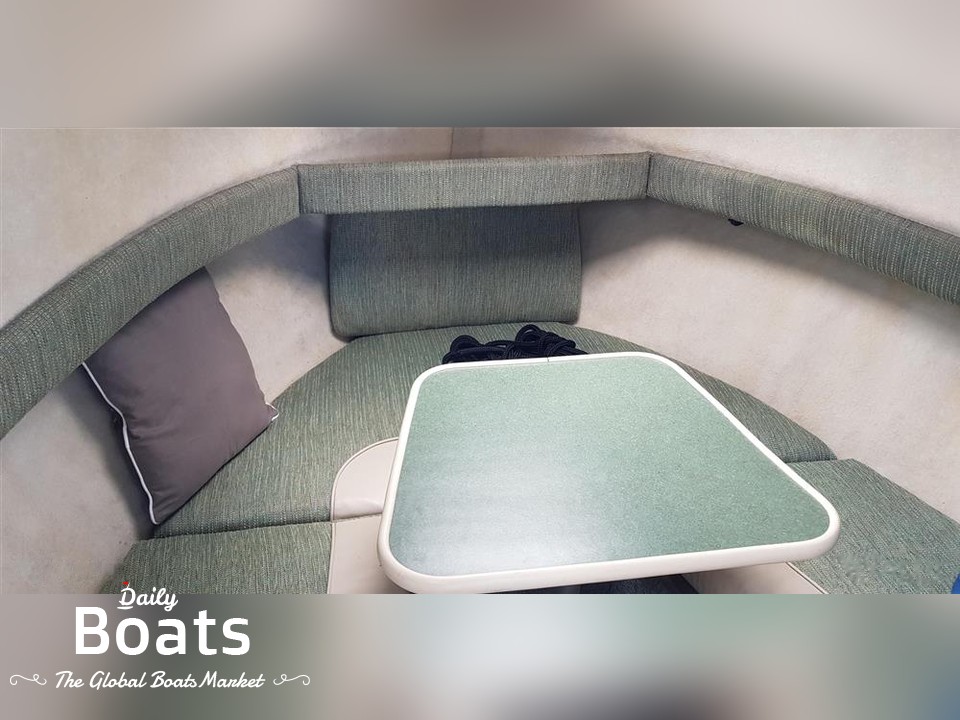 2001 Bayliner Boats Trophy Walkaround for sale. View price, photos and ...