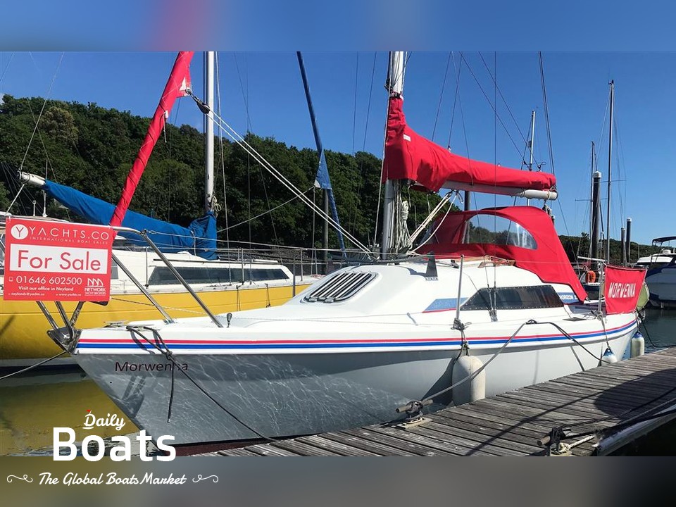 1990 Hunter Horizon 23 for sale. View price, photos and Buy 1990 Hunter ...