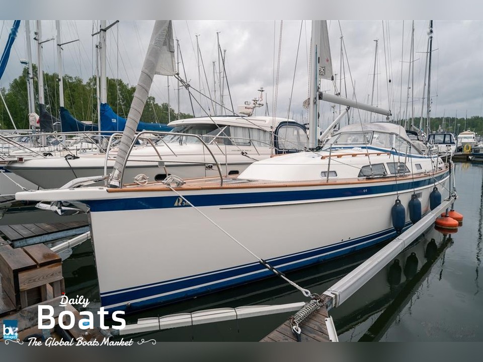 2019 Hallberg Rassy 340 à vendre. Voir le prix, les photos et Acheter ...