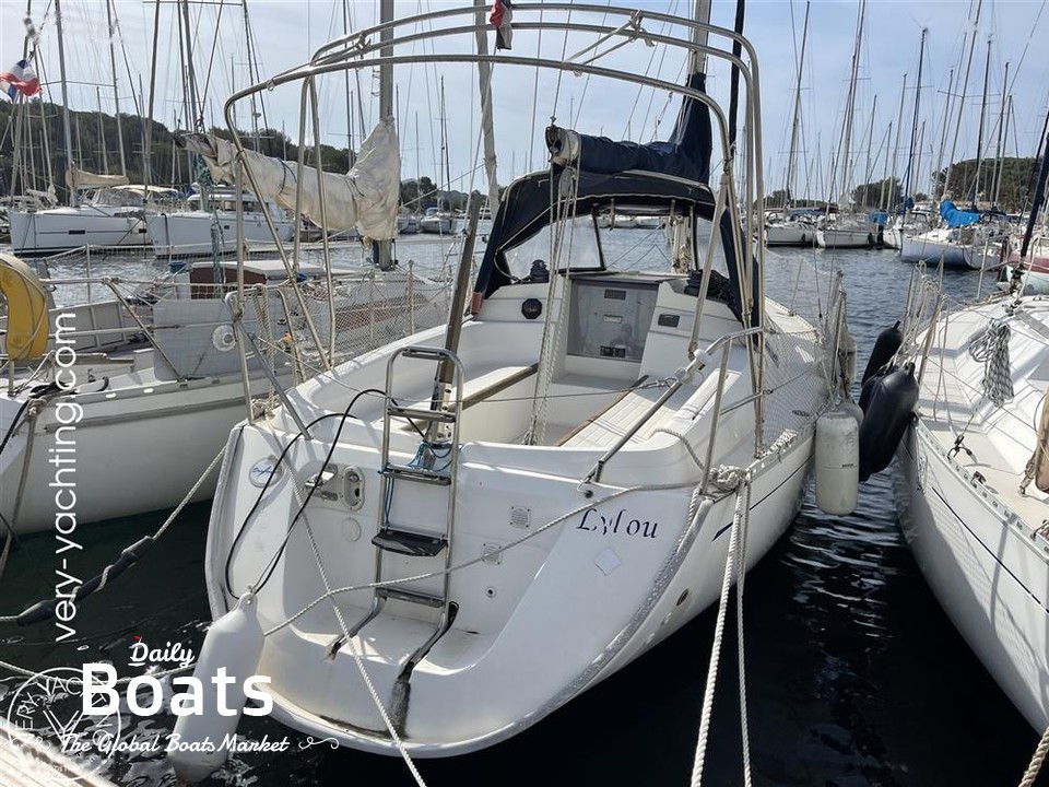 1999 Dufour 30 Classic for sale. View price, photos and Buy 1999 Dufour ...