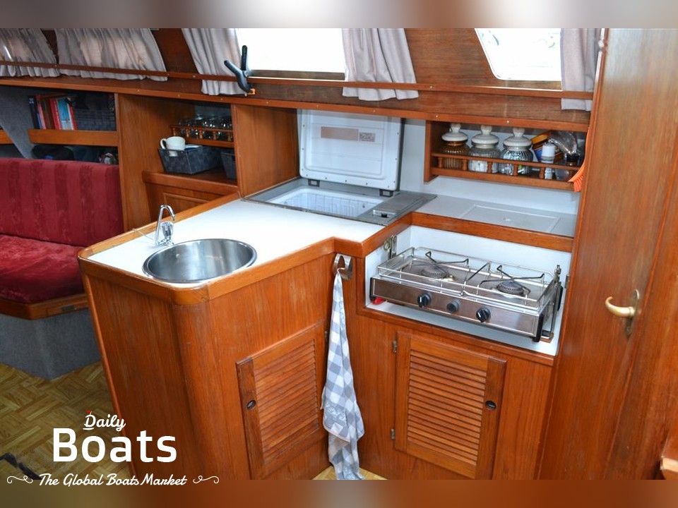 1992 Midget 31 for sale. View price, photos and Buy 1992 Midget 31 #228625