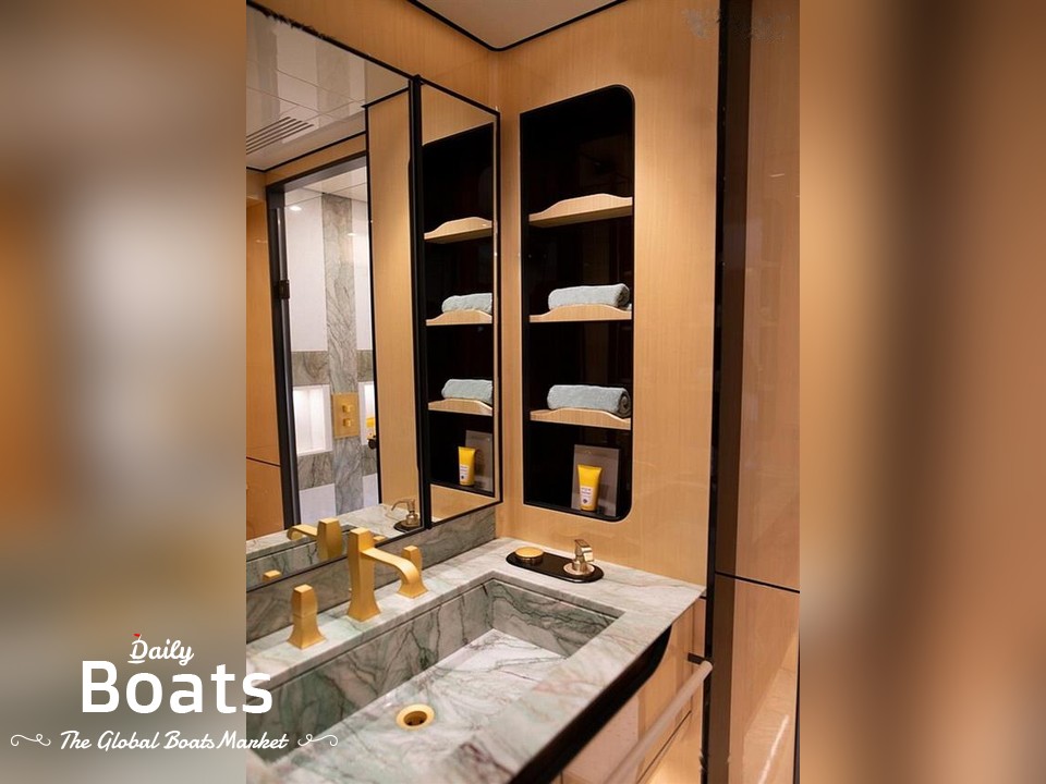 2017 Azimut Yachts Grande 115 for sale. View price, photos and Buy 2017 ...