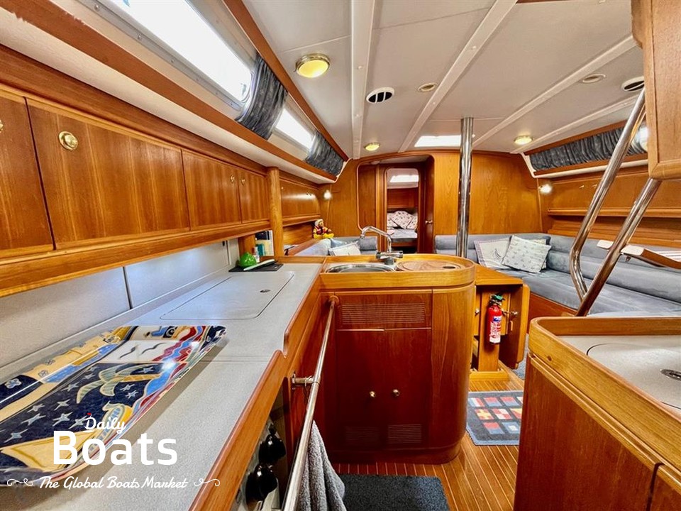 1992 Moody 38 Cc for sale. View price, photos and Buy 1992 Moody 38 Cc ...