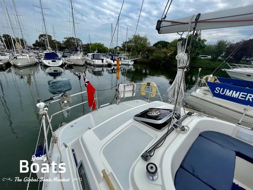 1992 Moody 38 Cc for sale. View price, photos and Buy 1992 Moody 38 Cc ...