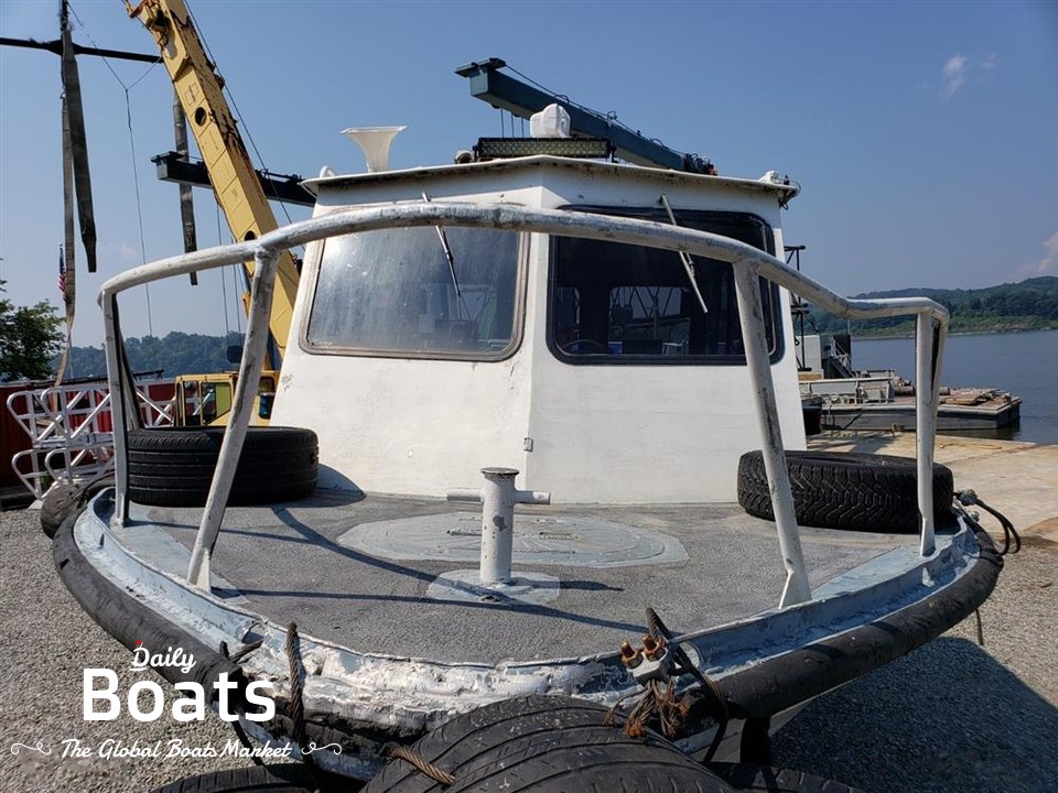 1989 Monark 28' Twin Screw Work Boat for sale. View price, photos and ...