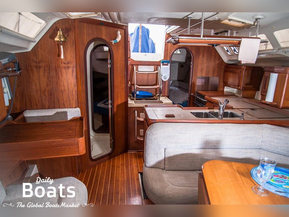 1993 Hunter Legend 40.5 for sale. View price, photos and Buy 1993 ...