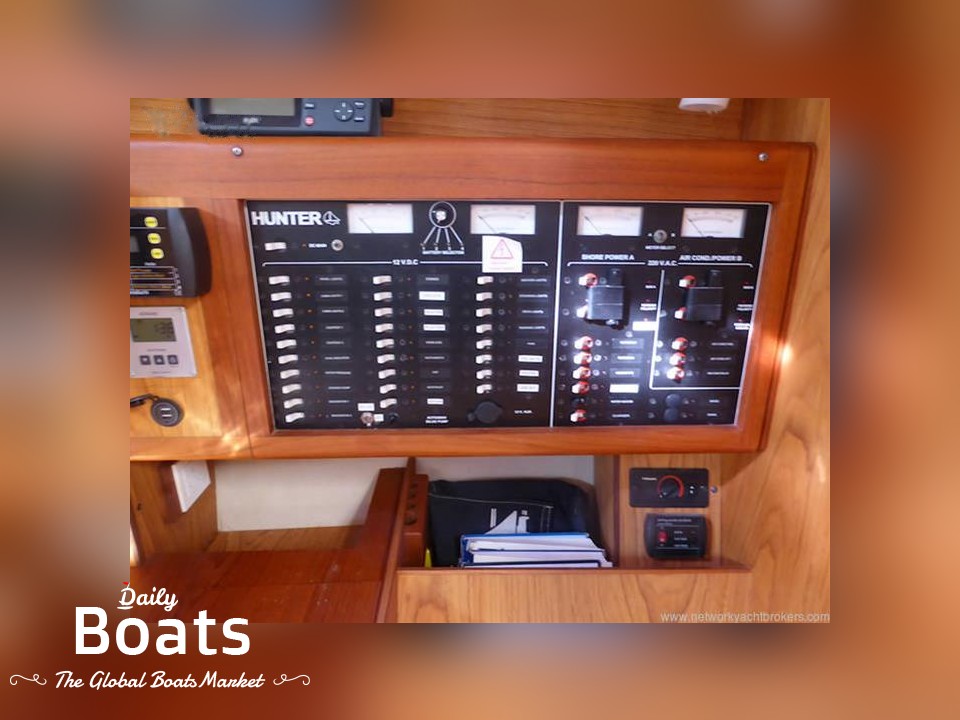 2000 Hunter 460 for sale. View price, photos and Buy 2000 Hunter 460 ...