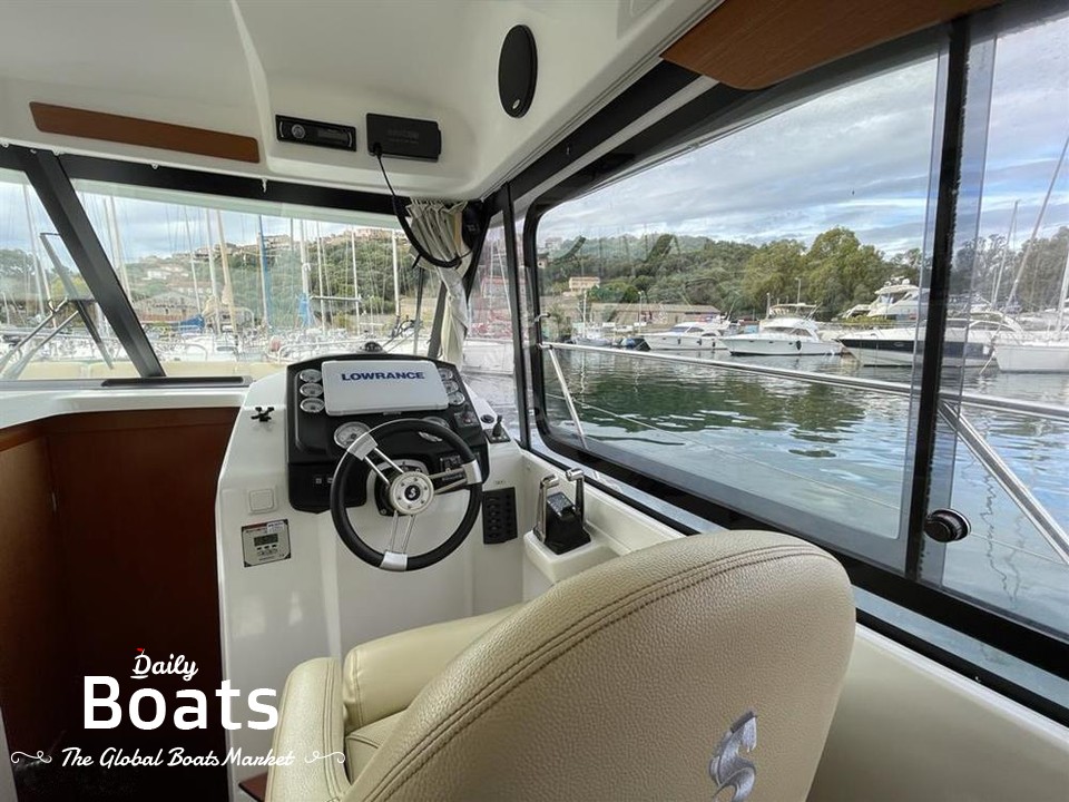 2011 Bénéteau Boats Antares 980 for sale. View price, photos and Buy ...