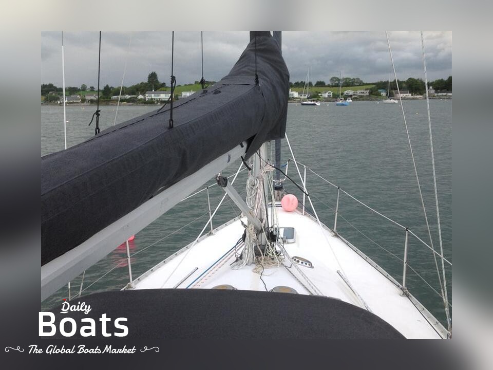 1986 Albin Yachts Nova 33 for sale. View price, photos and Buy 1986 ...