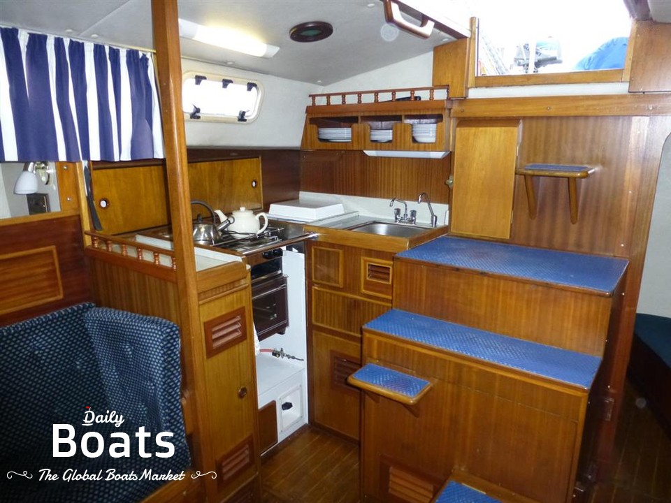 1980 Westerly Discus 33 for sale. View price, photos and Buy 1980 ...