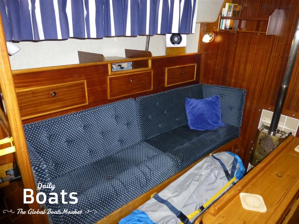 1980 Westerly Discus 33 for sale. View price, photos and Buy 1980 ...