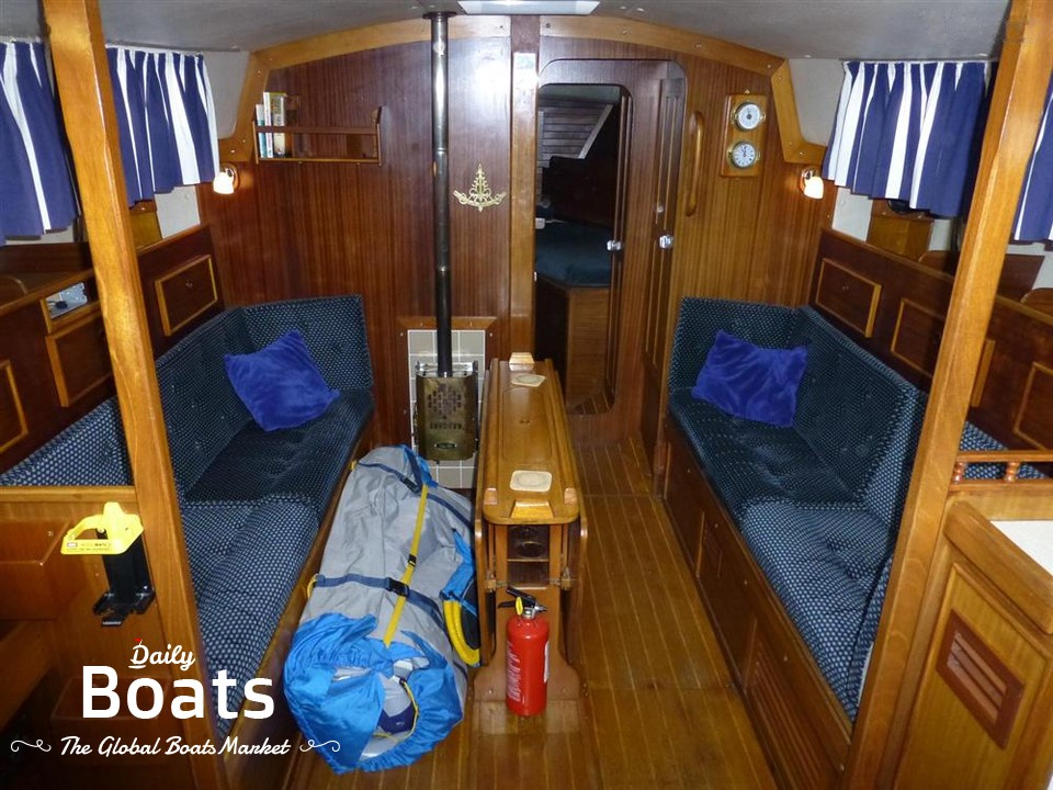 1980 Westerly Discus 33 for sale. View price, photos and Buy 1980 ...