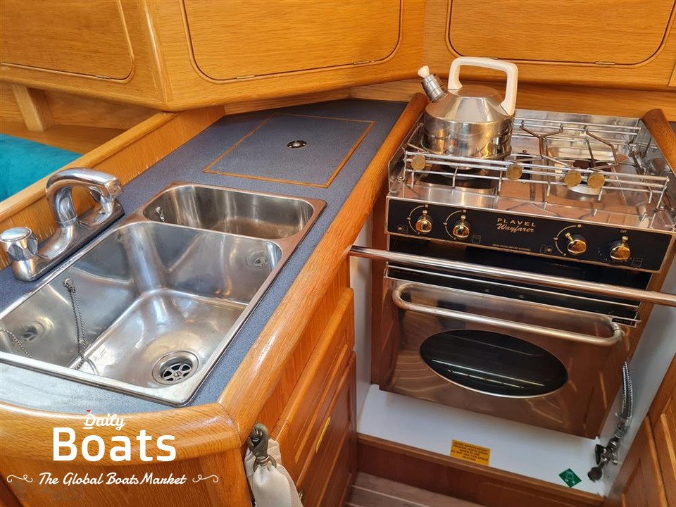 1998 Westerly Oceanquest 35 for sale. View price, photos and Buy 1998 ...