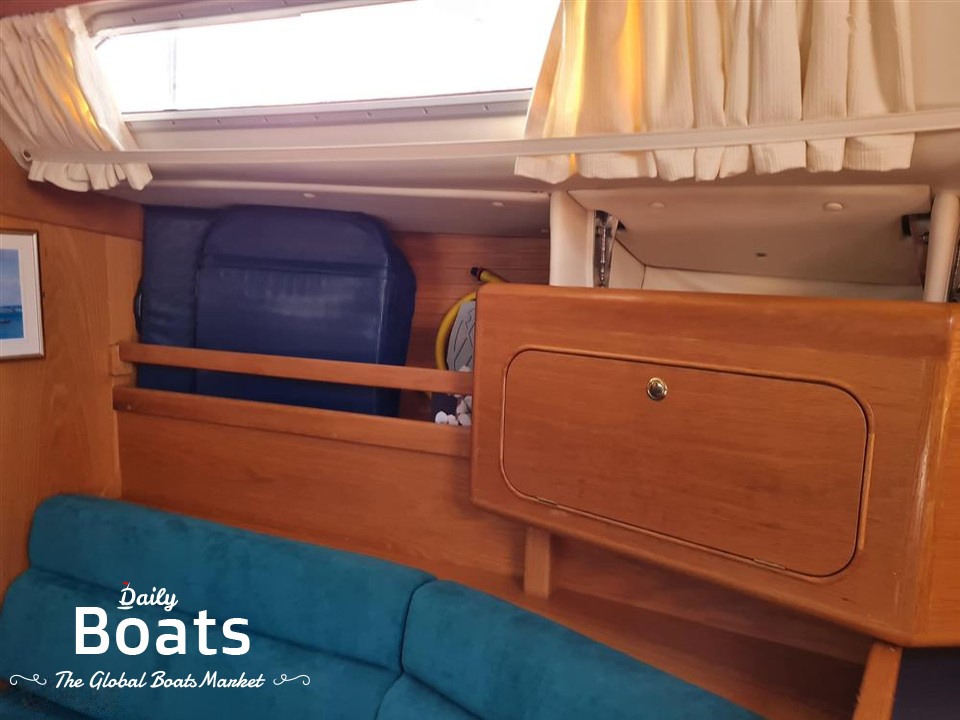 1998 Westerly Oceanquest 35 for sale. View price, photos and Buy 1998 ...