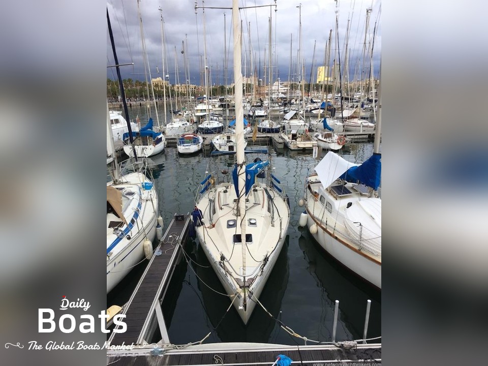 1982 Bénéteau Boats First 30E for sale. View price, photos and Buy 1982 ...