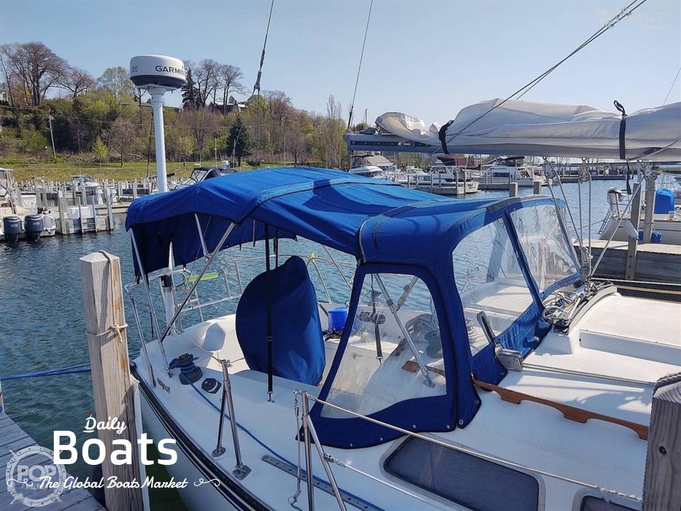 1987 Newport 33 for sale. View price, photos and Buy 1987 Newport 33 ...