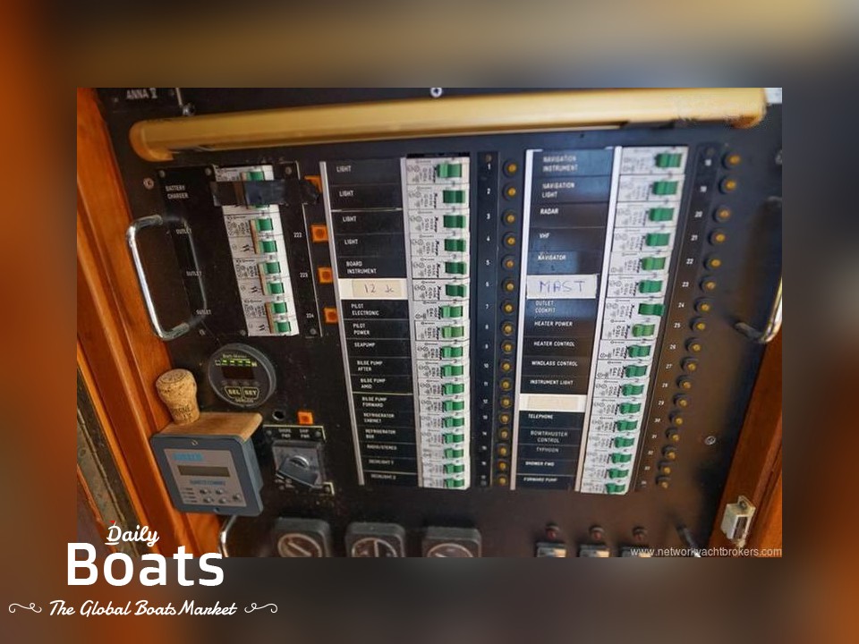 1985 Aphrodite 40 for sale. View price, photos and Buy 1985 Aphrodite ...