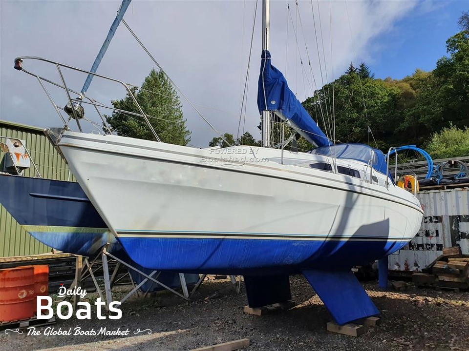 1994 Hunter Channel 32 for sale. View price, photos and Buy 1994 Hunter ...