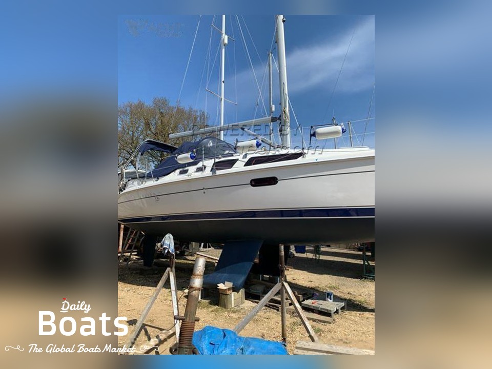 2003 Hunter Legend 326 for sale. View price, photos and Buy 2003 Hunter ...