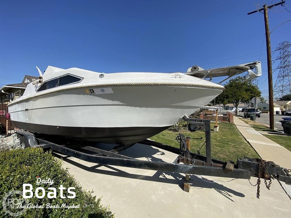 1982 Sea Ray Boats 245 Sundancer for sale. View price, photos and Buy ...