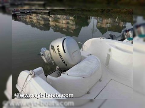 2004 Ultramar 650 Week End for sale. View price, photos and Buy 2004 ...