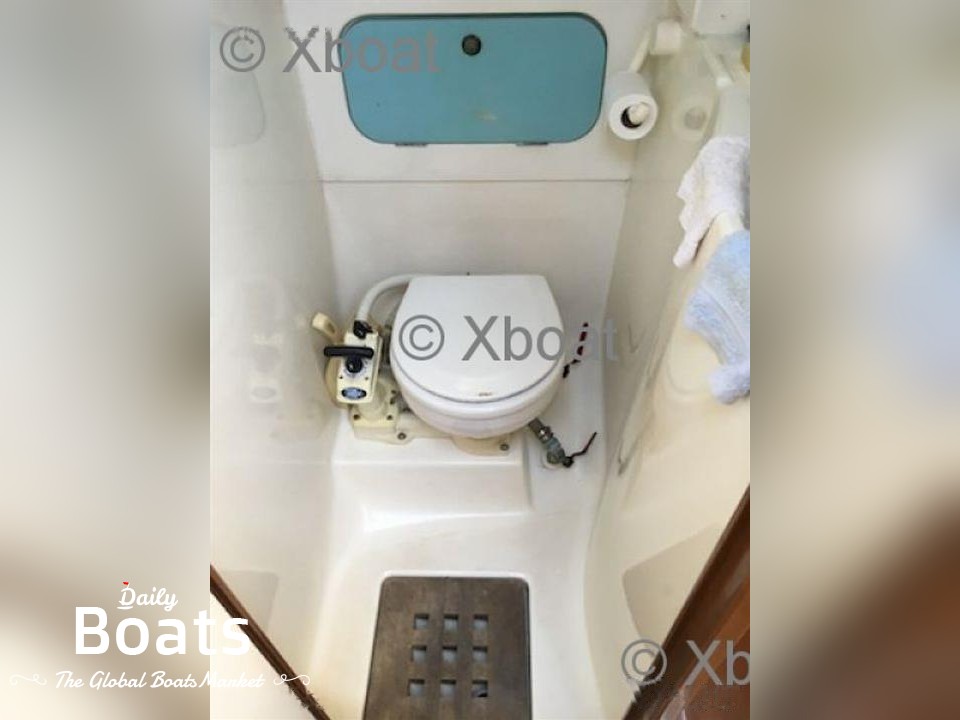 1991 Bénéteau Boats Antares 850 for sale. View price, photos and Buy ...