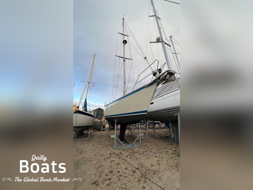 1983 Granada 35 for sale. View price, photos and Buy 1983 Granada 35 ...