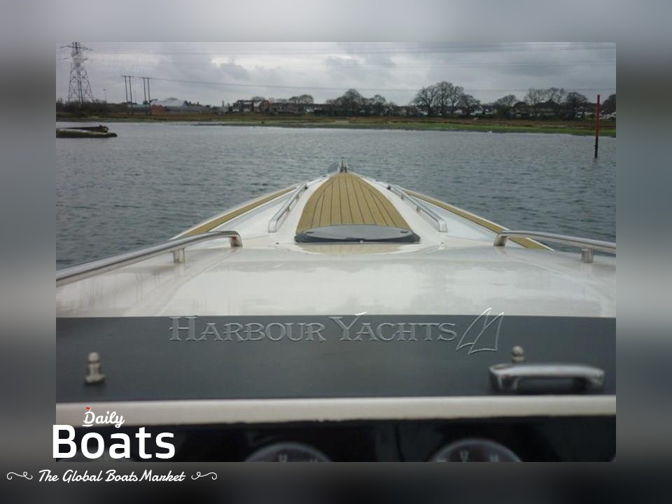 1991 Hunton Maverick 37 for sale. View price, photos and Buy 1991 ...