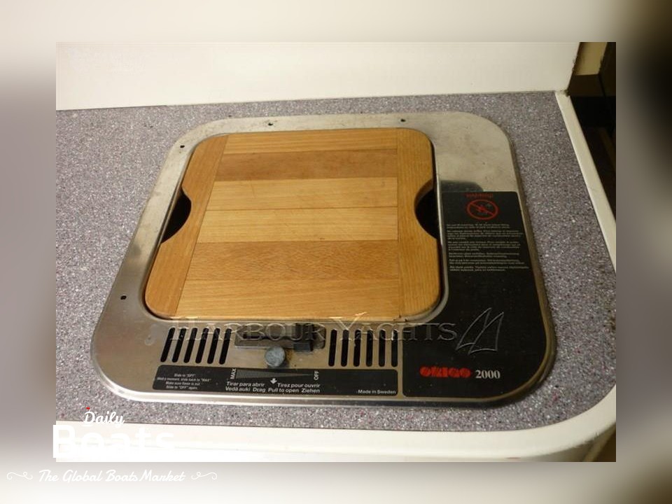 1991 Hunton Maverick 37 for sale. View price, photos and Buy 1991 ...