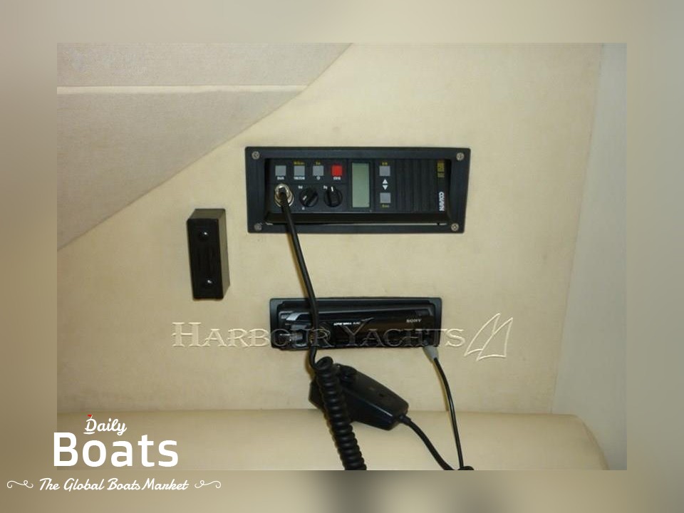 1991 Hunton Maverick 37 for sale. View price, photos and Buy 1991 ...