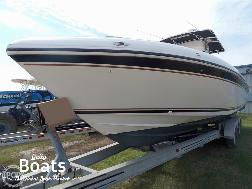 1998 Intrepid Powerboats 28 for sale. View price, photos and Buy 1998 ...