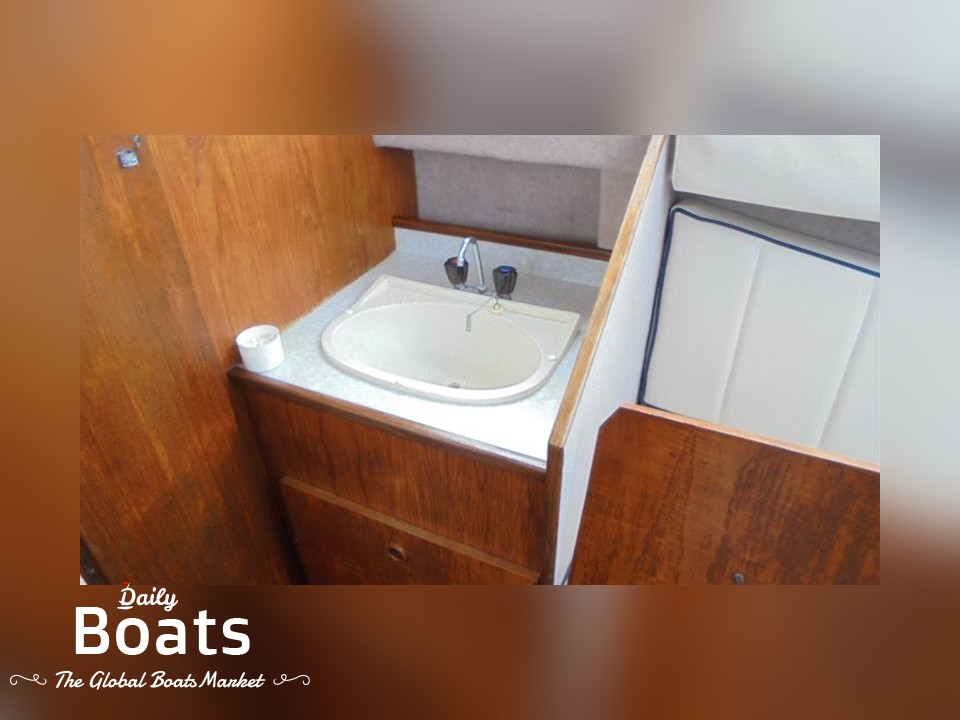 1993 Viking 28 for sale. View price, photos and Buy 1993 Viking 28 #231834