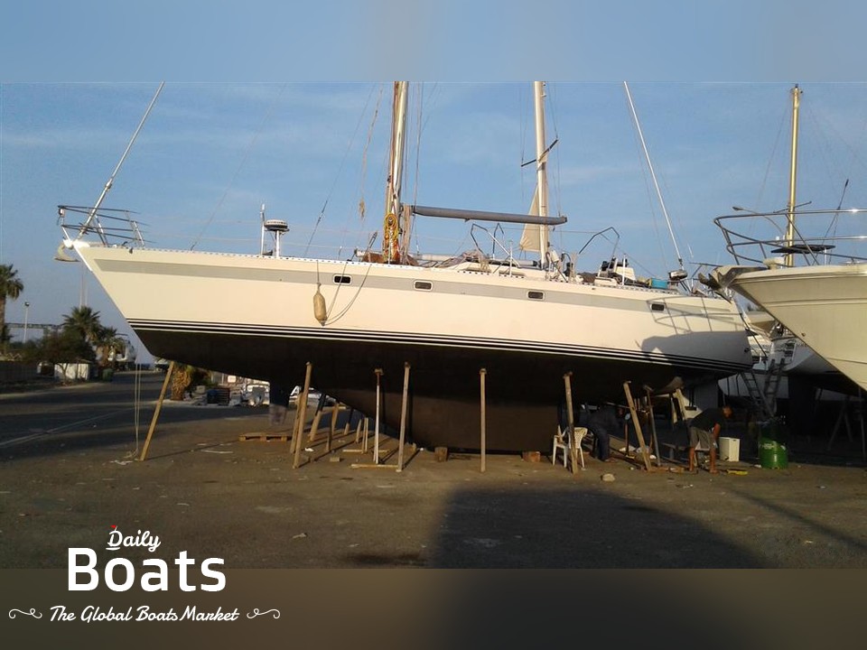 Macintosh 47 cruiser for sale - Daily Boats