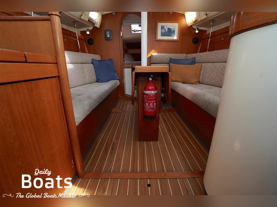 1991 Sadler Yachts Starlight 35 for sale. View price, photos and Buy ...