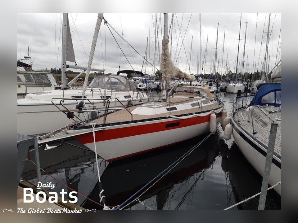 1978 Helmsman 35 for sale. View price, photos and Buy 1978 Helmsman 35 ...