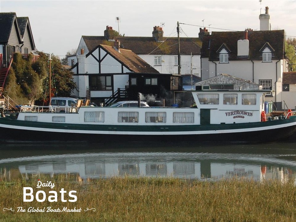 1890 Houseboat Dutch Barge Klipper te koop. Bekijk prijs, foto's en ...