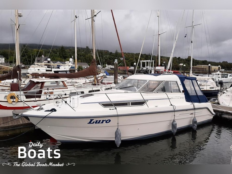 1992 Hardy Motor Boats 305 Seawings for sale. View price, photos and ...
